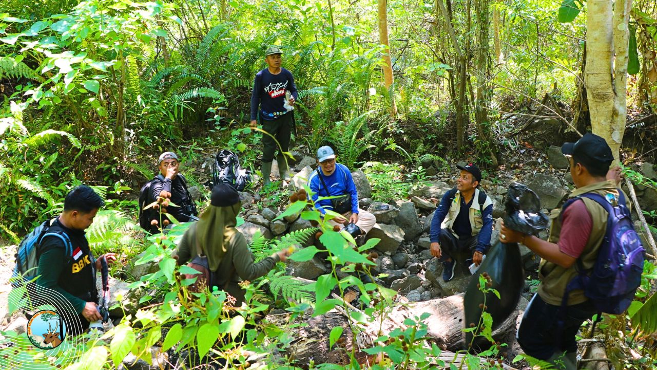 Solidaritas Korsa Rimbawan Untuk Hutan Berkelanjutan: Menjaga Warisan Hijau Nusantara - Balai ...